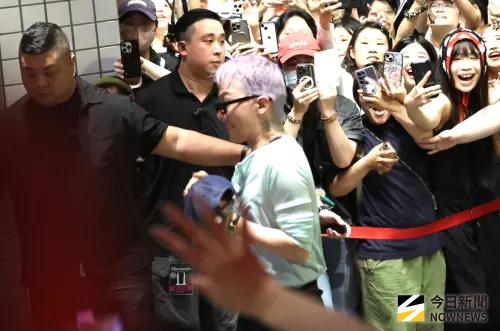 金豬食堂訂位、排隊規則一次看！GD夜訪包場吸暴動 千人塞爆追星 | 生活 | NOWnews今日新聞