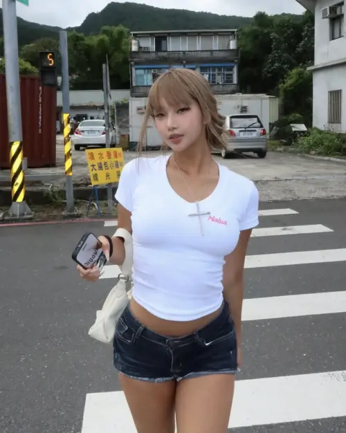 小S長女Elly留美1年女大18變！新造型美到認不出 再撞臉1網紅 | 娛樂 | NOWnews今日新聞