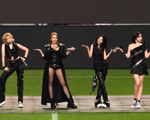 CL認不出朴敘俊「下秒動作爆笑流出」 2NE1本週驚喜現身台中開唱 | 娛樂 | NOWnews今日新聞