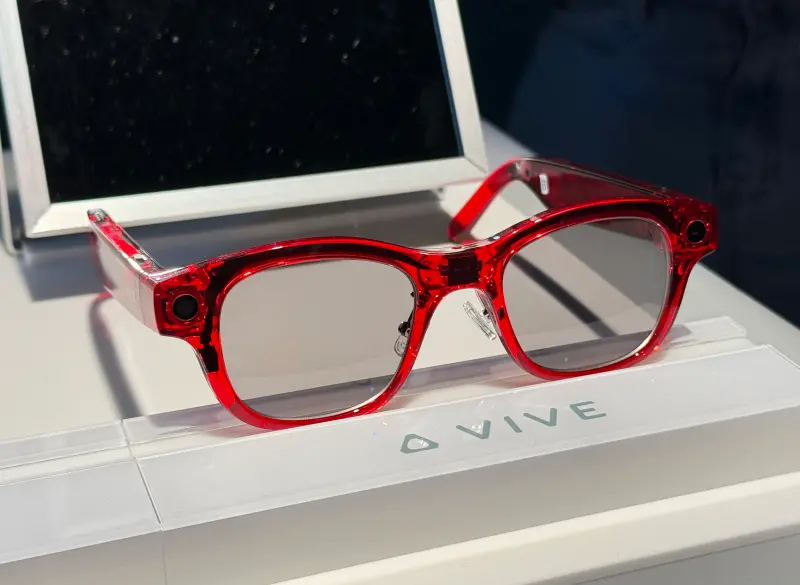 HTC VIVE Eagle智慧眼鏡來了！新機四亮點超強：挑戰Meta、Google | 3C車市 | 生活 | NOWnews今日新聞