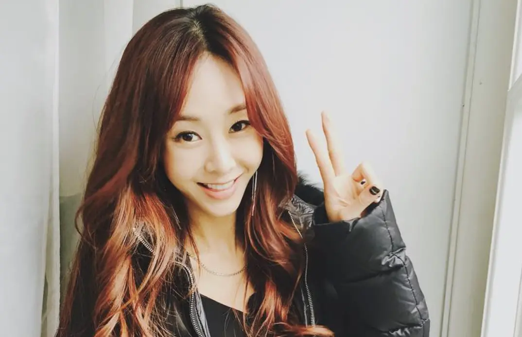 [新聞] G.NA賣淫收3500萬！她首度自白喊話見死不救者：你的故事還沒結束 - bake板 - Disp BBS