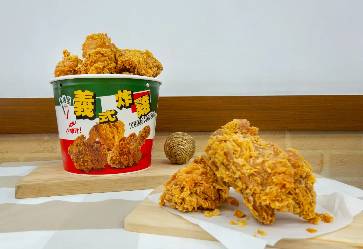 拿坡里3塊炸雞100元！披薩買一送一 肯德基歡聚桶58折現省276元 | 美食旅遊 | 生活 | NOWnews今日新聞