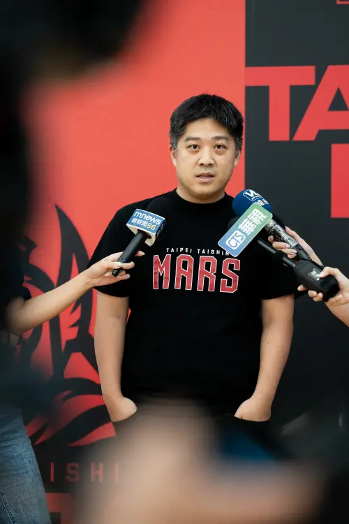 台新戰神制服組有14人！打造「東西合併」文化 GM親曝選這種洋將 | 籃球 | 運動 | NOWnews今日新聞