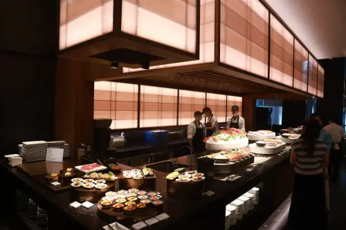 台灣最強buffet饗A Joy遇勁敵！有錢人改吃這間：大升級、水準高 | 新奇網搜 | 生活 | NOWnews今日新聞