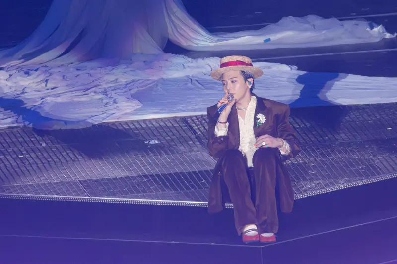 GD大巨蛋唱一半拋震撼喜訊！證實BIGBANG準備合體「4月開唱」 | 娛樂 | NOWnews今日新聞