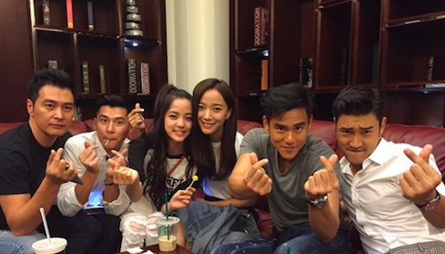 歐陽妮妮進SJ演唱會後台 始源「貼身摟肩」引熱論 | 姊妹淘 | NOWnews今日新聞